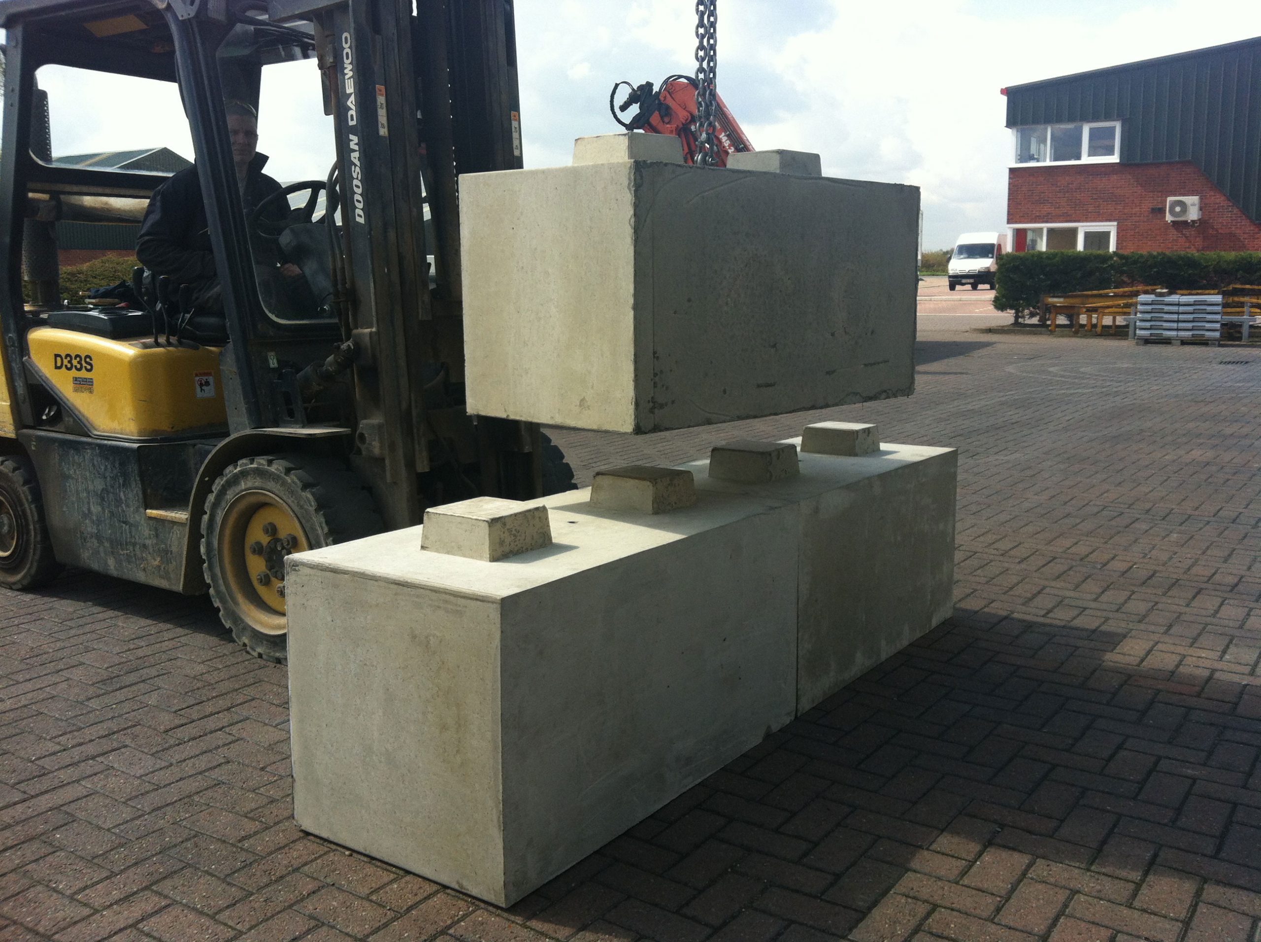 Concrete block bays - Polysafe Barriers and Blocks Ltd